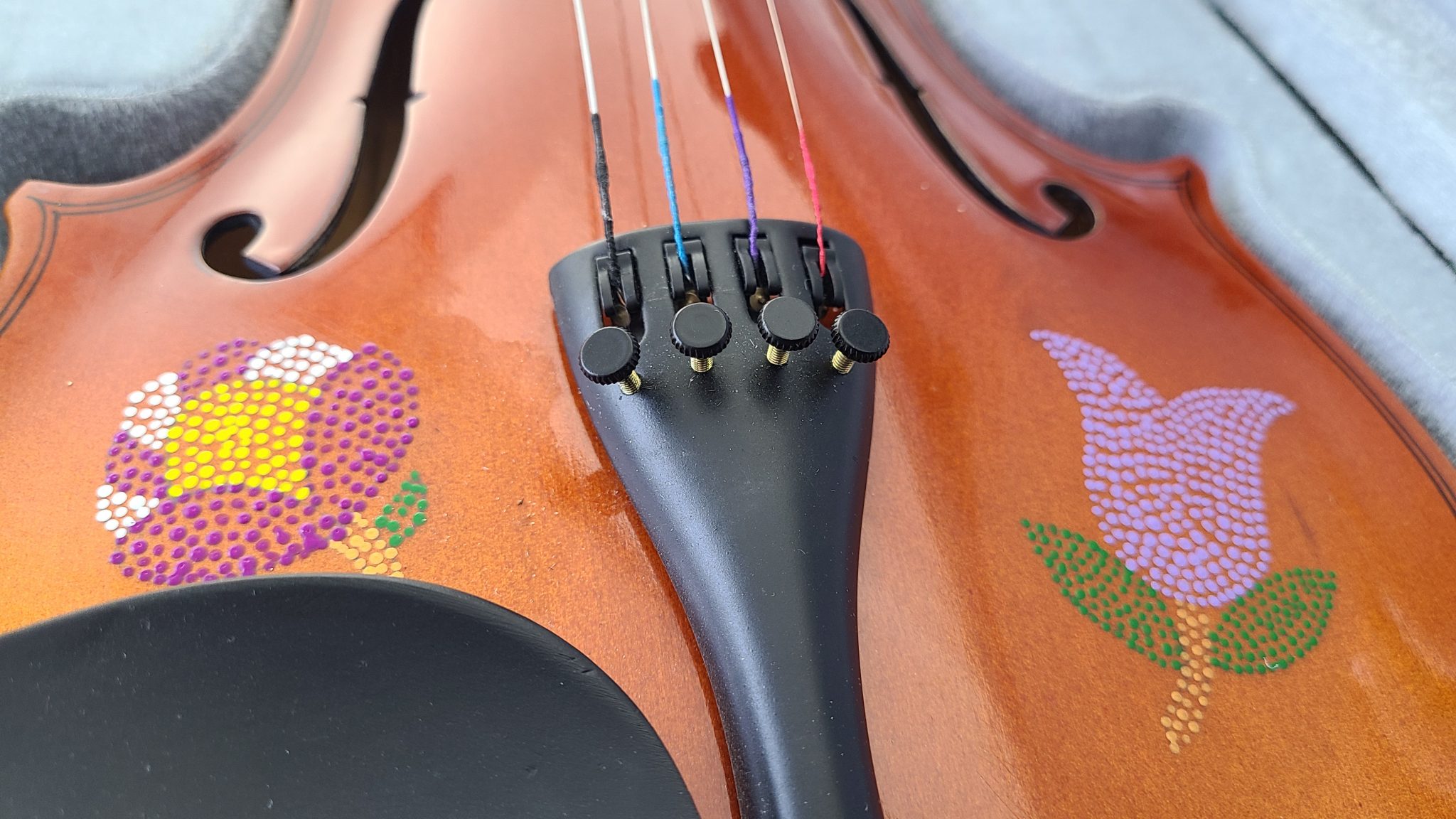 Fiddle With Metis Beadwork Design Violon Avec Dessin de Perlage Métis ...